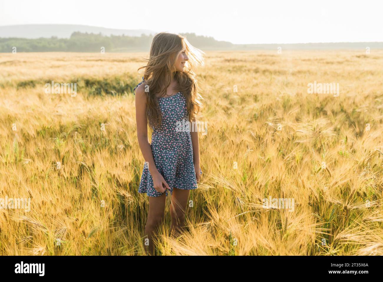 Girl long hair golden hi-res stock photography and images - Alamy