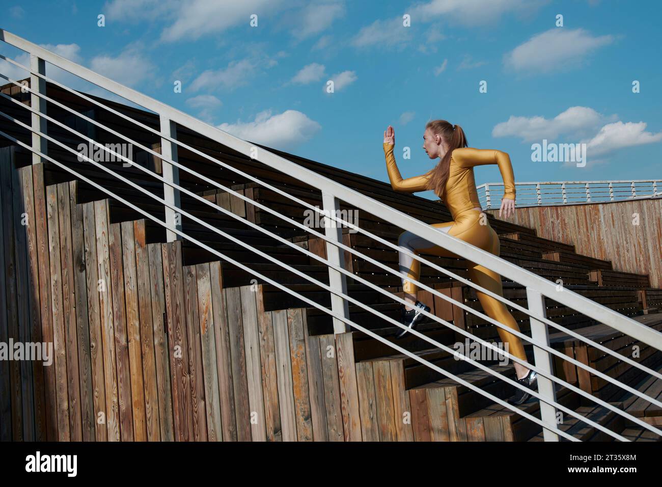 Running steps hi-res stock photography and images - Alamy