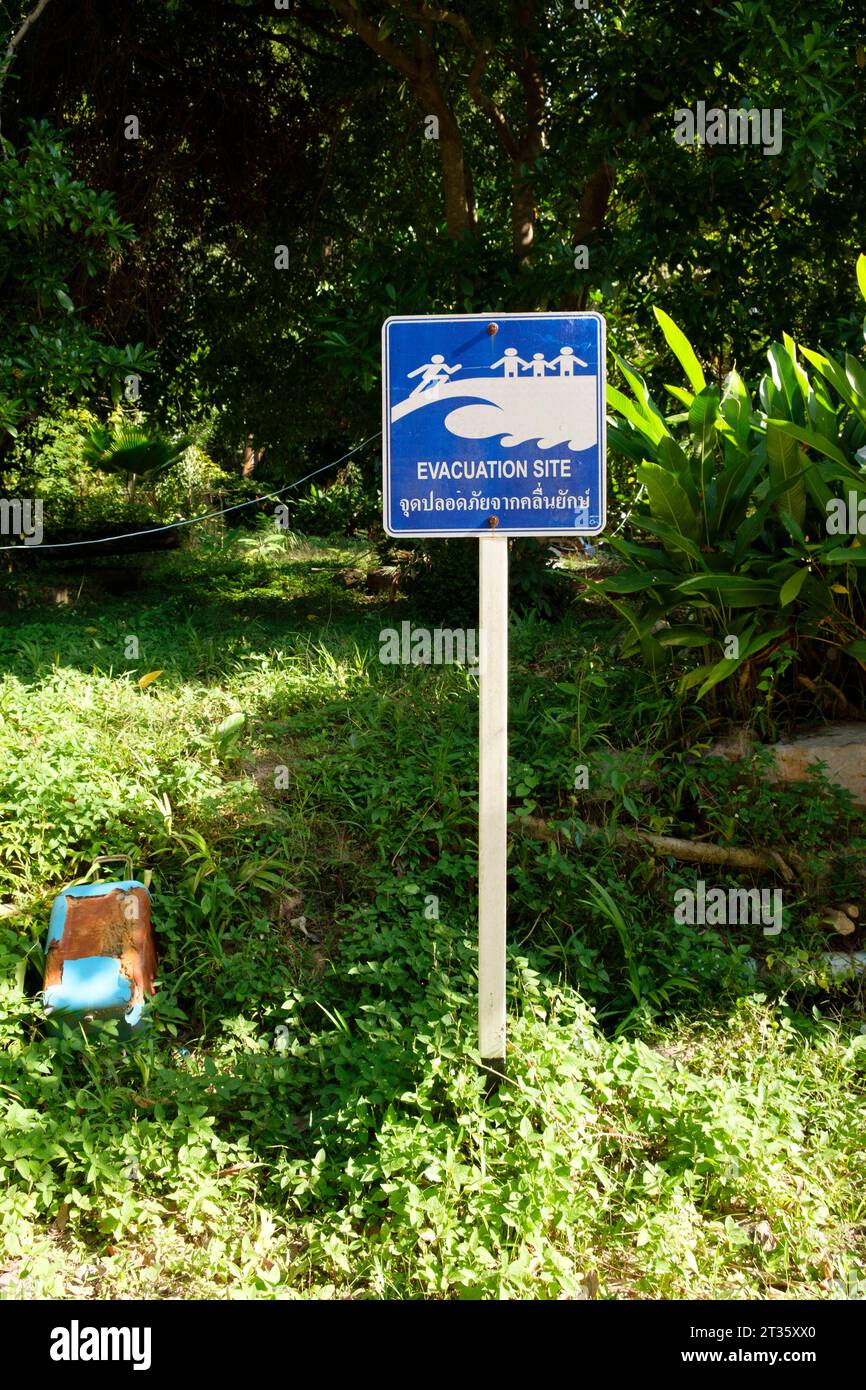 Tsunami Evacuation Site - Koh Jum - Thailand, Januar 2023 *** Tsunami ...