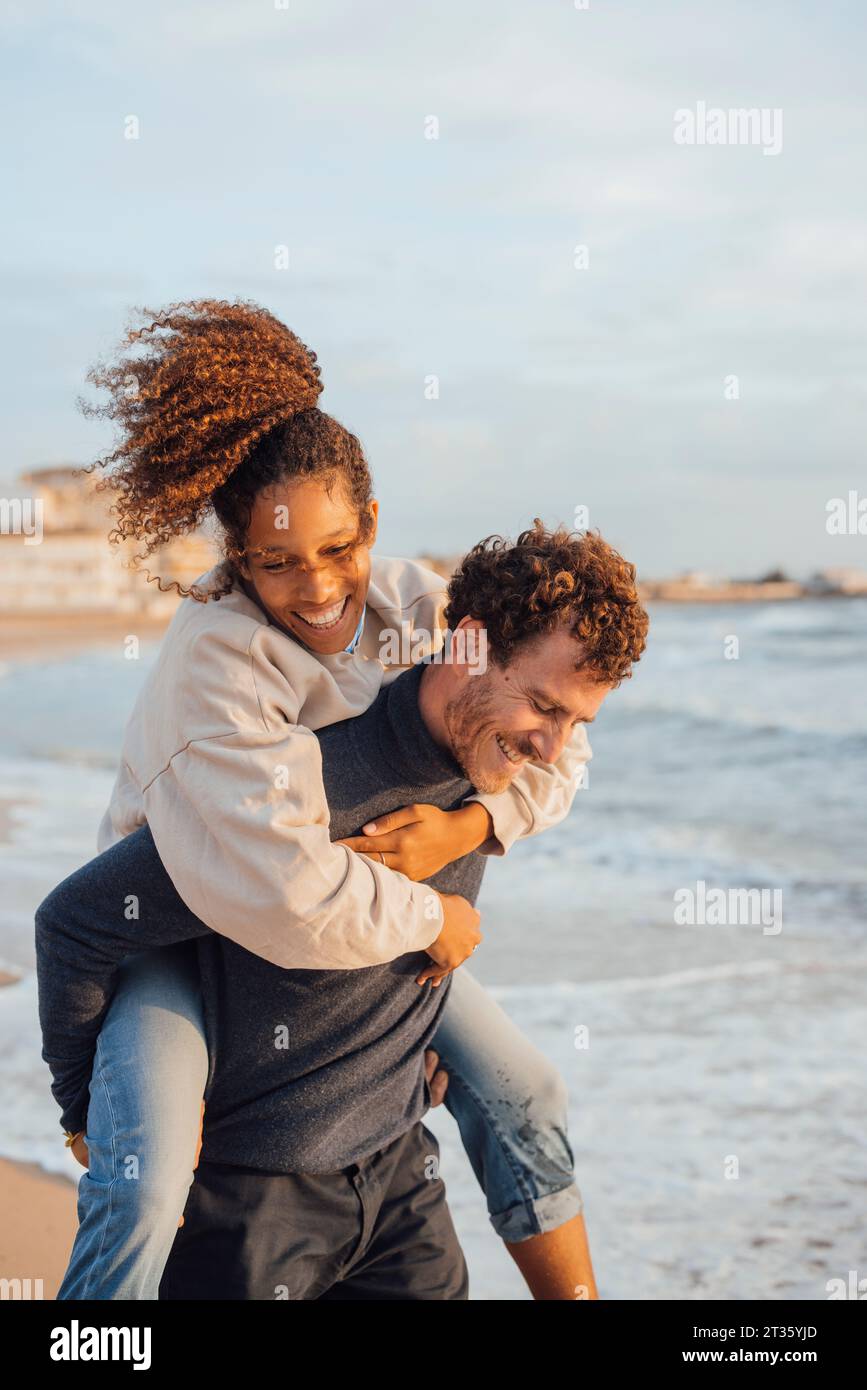 Piggyback race hi-res stock photography and images - Alamy