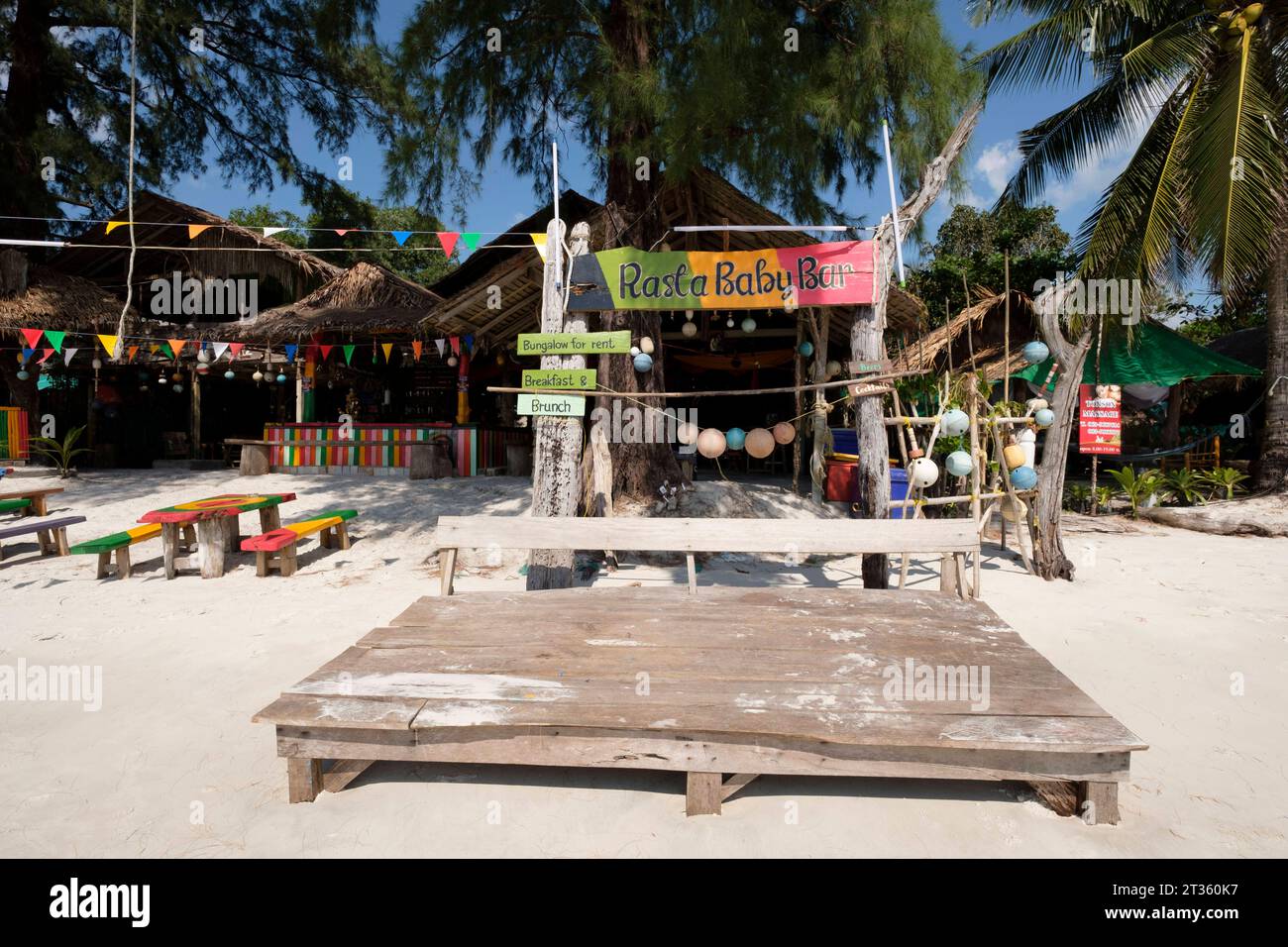 Rasta Baby Bar an der Aow Yai Beach - Aow Yai Beach - Koh Phayam ...