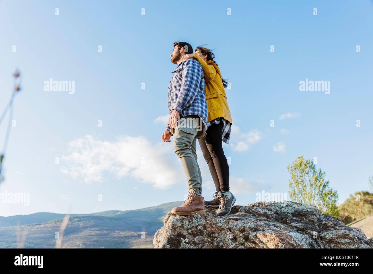 Looking under rock hi-res stock photography and images - Alamy