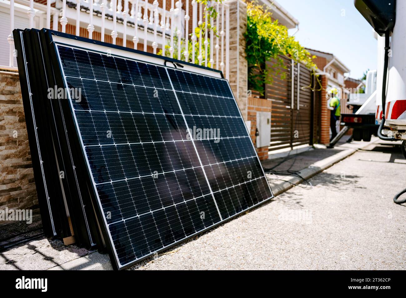 Solar panels on wall hi-res stock photography and images - Alamy