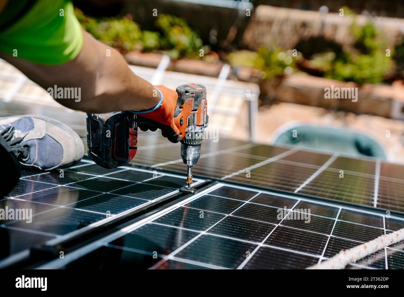 Installing solar panel hi-res stock photography and images - Alamy