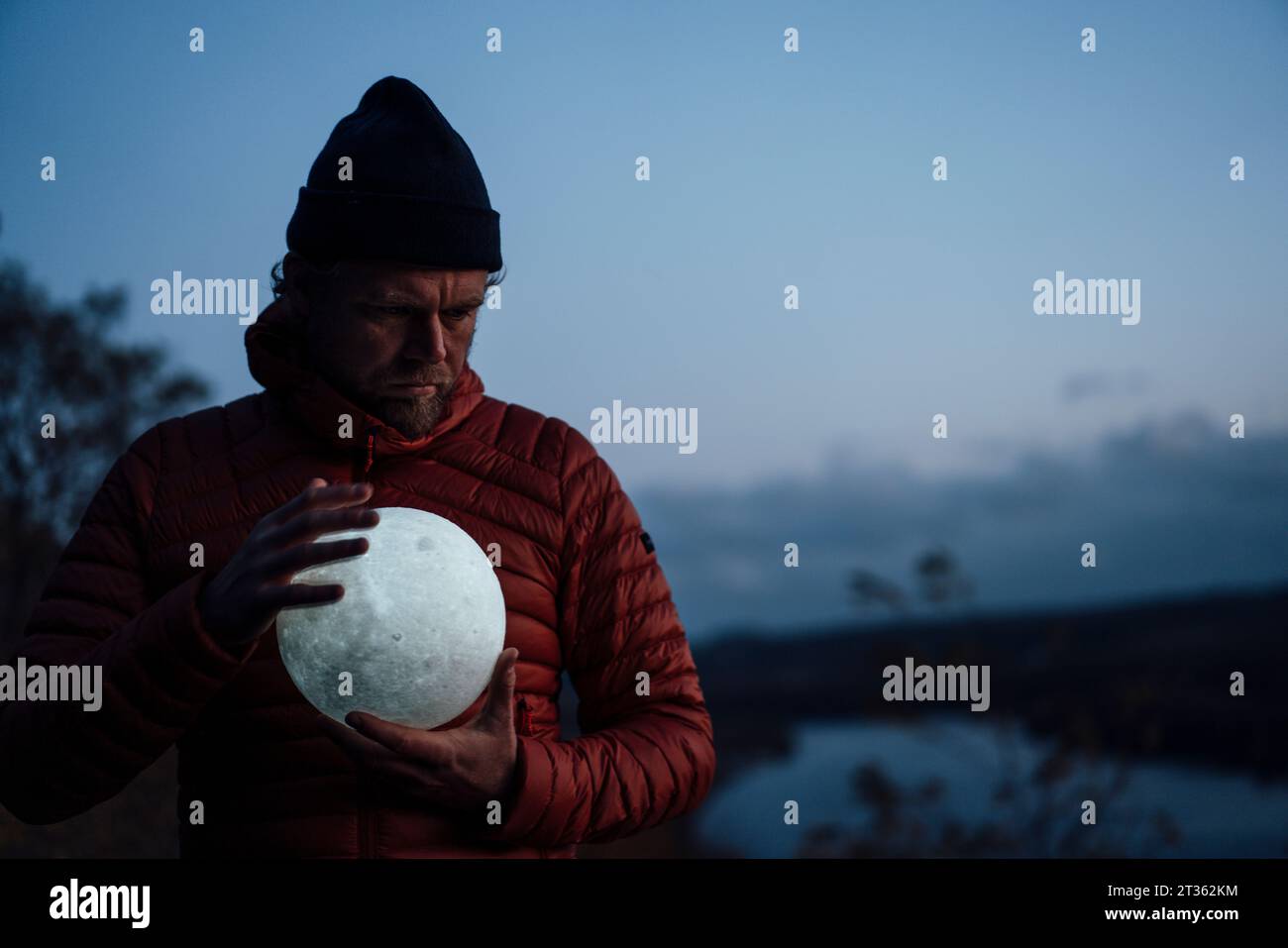 Man holding moon view hi-res stock photography and images - Alamy