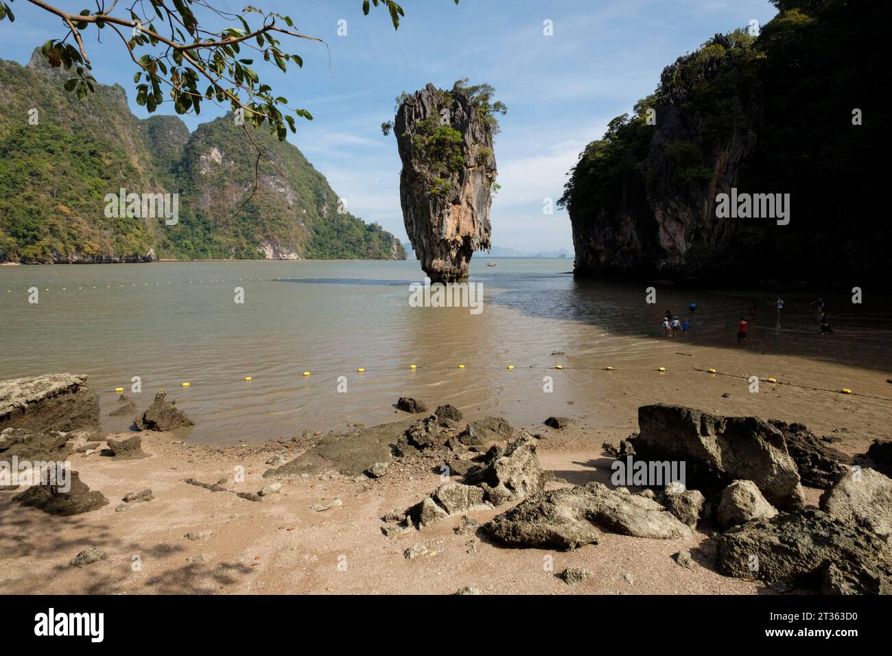 Der durch den James Bond Film Der Mann mit dem goldenen Colt ...