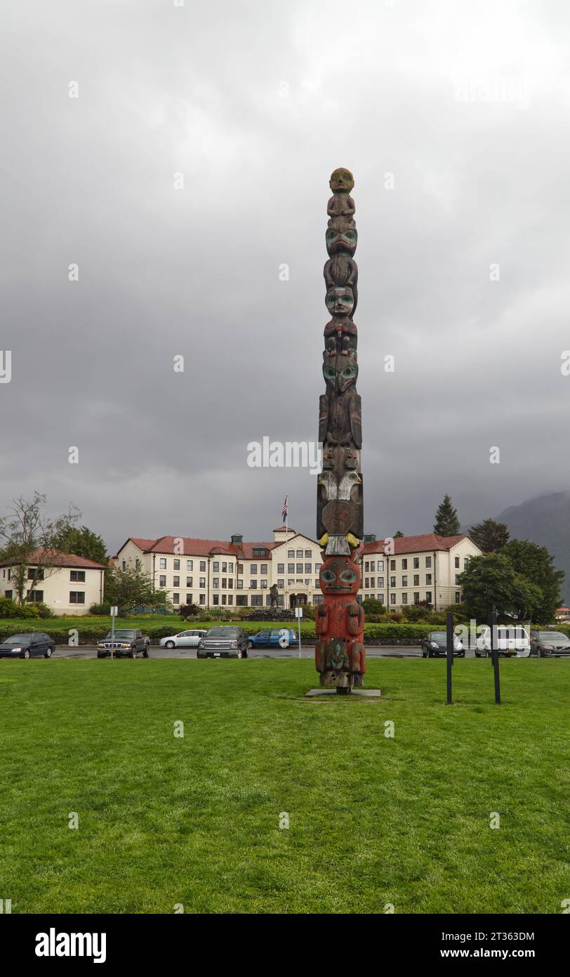 Pioneer center hi-res stock photography and images - Alamy