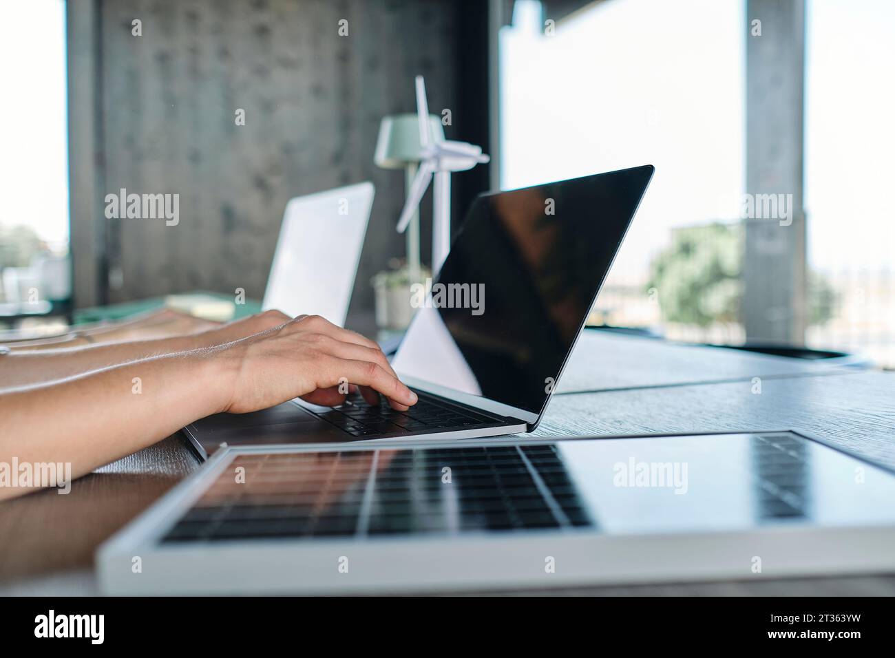 Typing laptop woman hands table hi-res stock photography and images - Alamy
