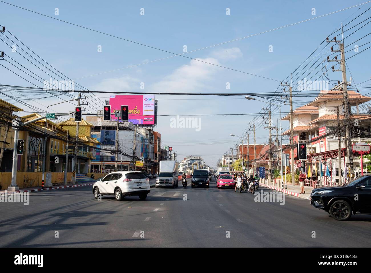 Petchkasem Road - Hua Hin - Thailand, Januar 2023 *** Petchkasem Road ...