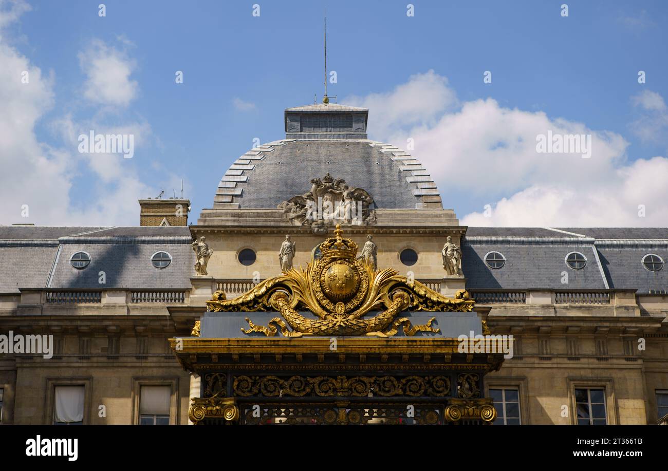 Court of honor gates hi-res stock photography and images - Alamy