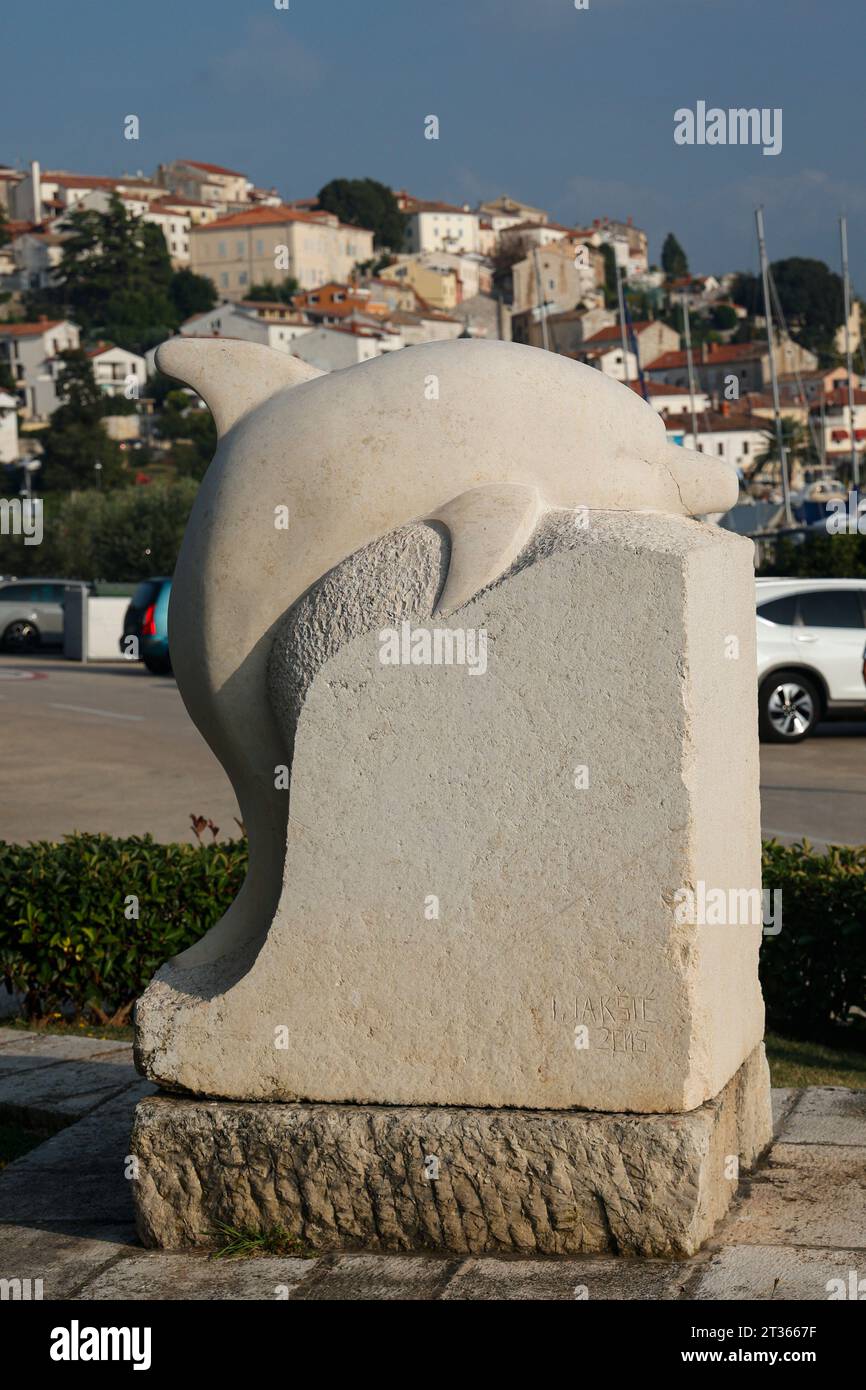 Dolphine sculpture by Ivan Jaksic (Ivan Jakšić ), Vrsar, Istria ...