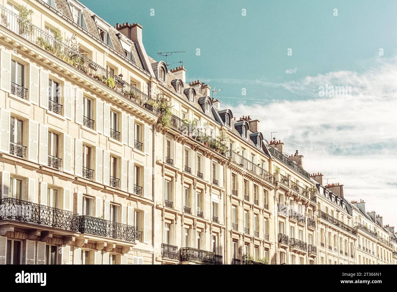 Historic area in paris hi-res stock photography and images - Alamy