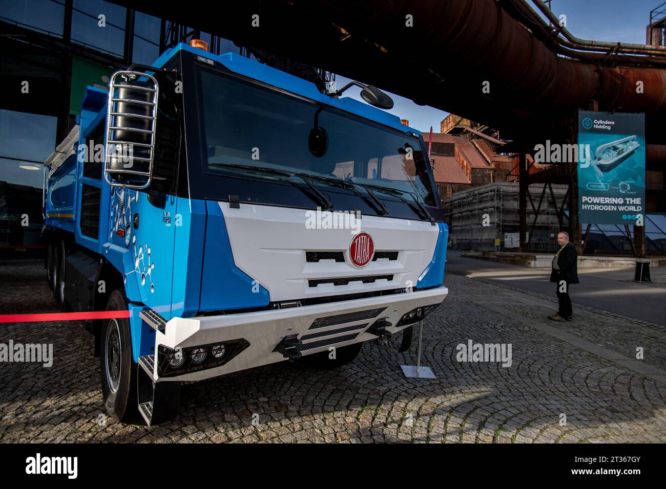 Fuel cells hi-res stock photography and images - Alamy