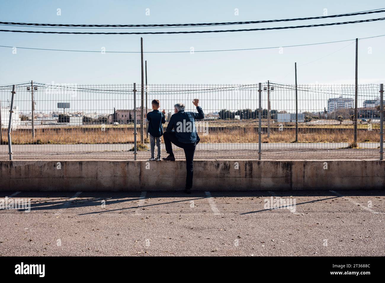Senior male fence hi-res stock photography and images - Alamy