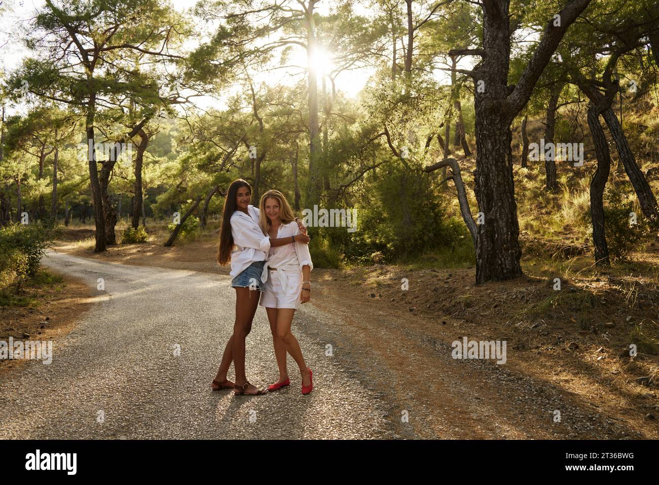 Indian girl portrait 16 years hi-res stock photography and images - Alamy