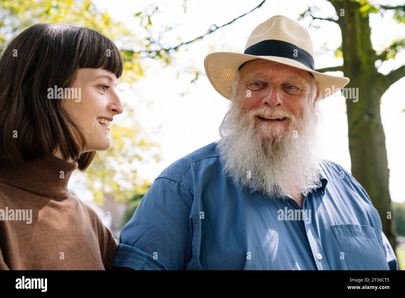 Father talking daughter hi-res stock photography and images - Alamy