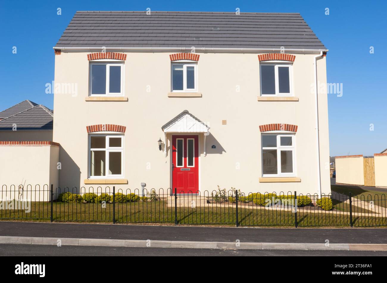 Modern new build detached house - John Gollop Stock Photo - Alamy