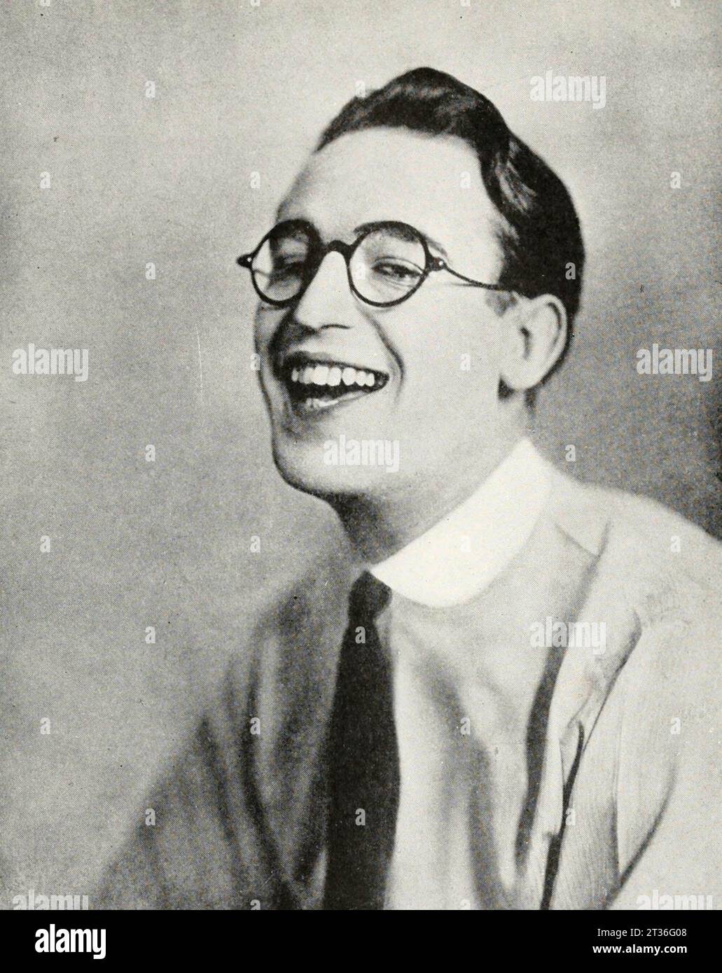 Actor harold lloyd hi-res stock photography and images - Alamy