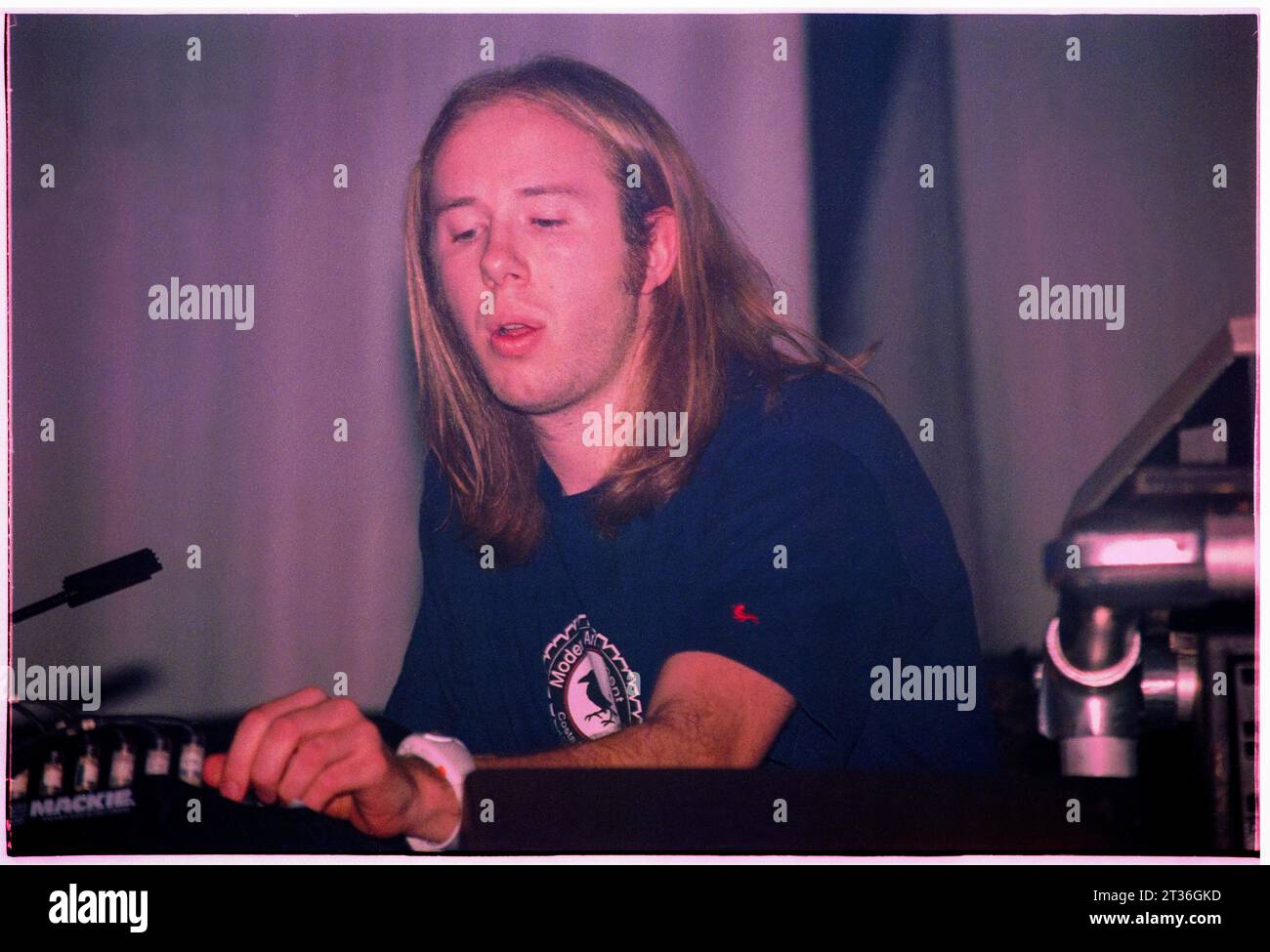 CHEMICAL BROTHERS, HOMELANDS, 2003: Tom Rowlands of the Chemical ...