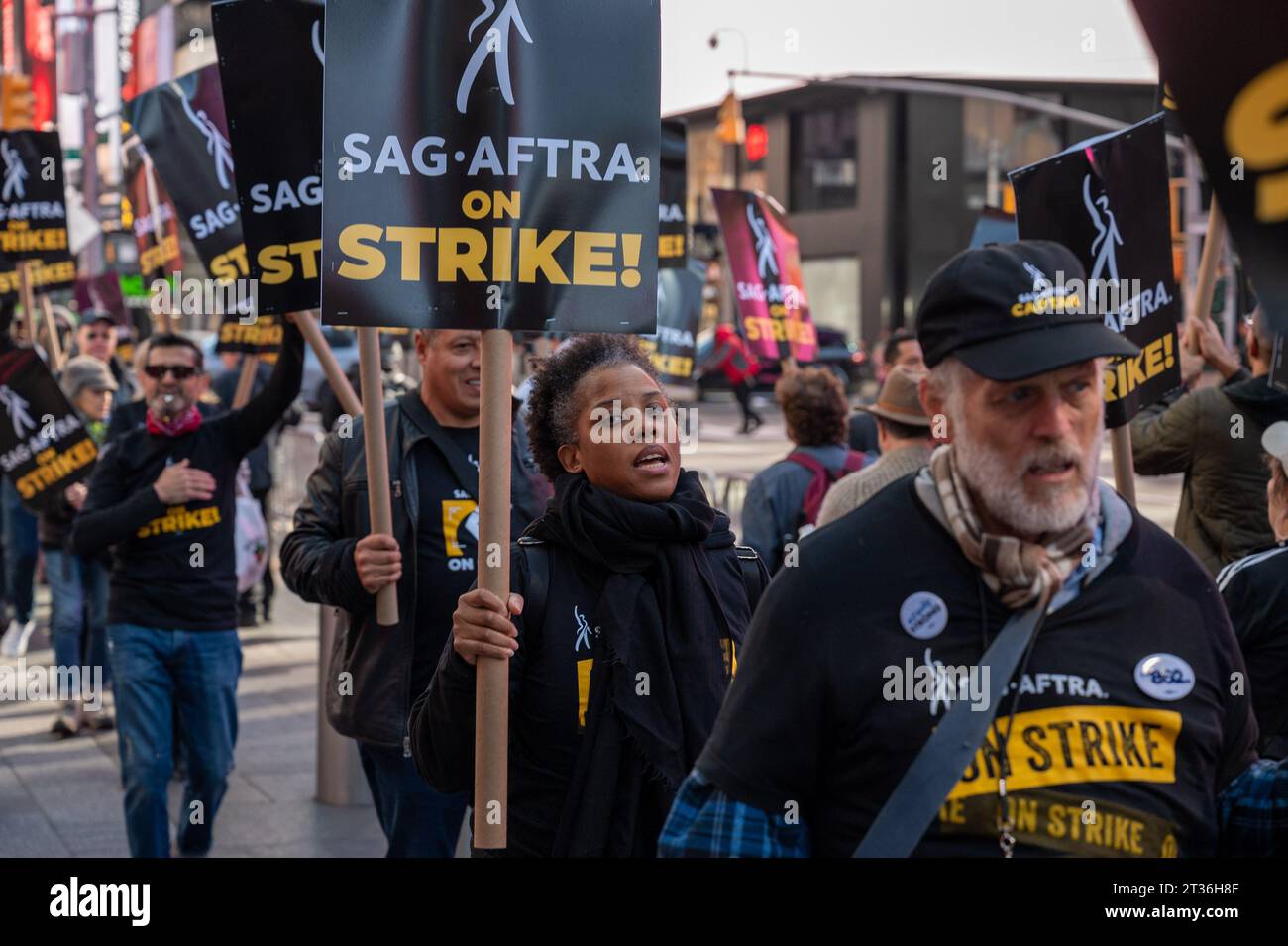 New York, USA. 23rd Oct, 2023. Members of the SAG-AFTRA union, which ...