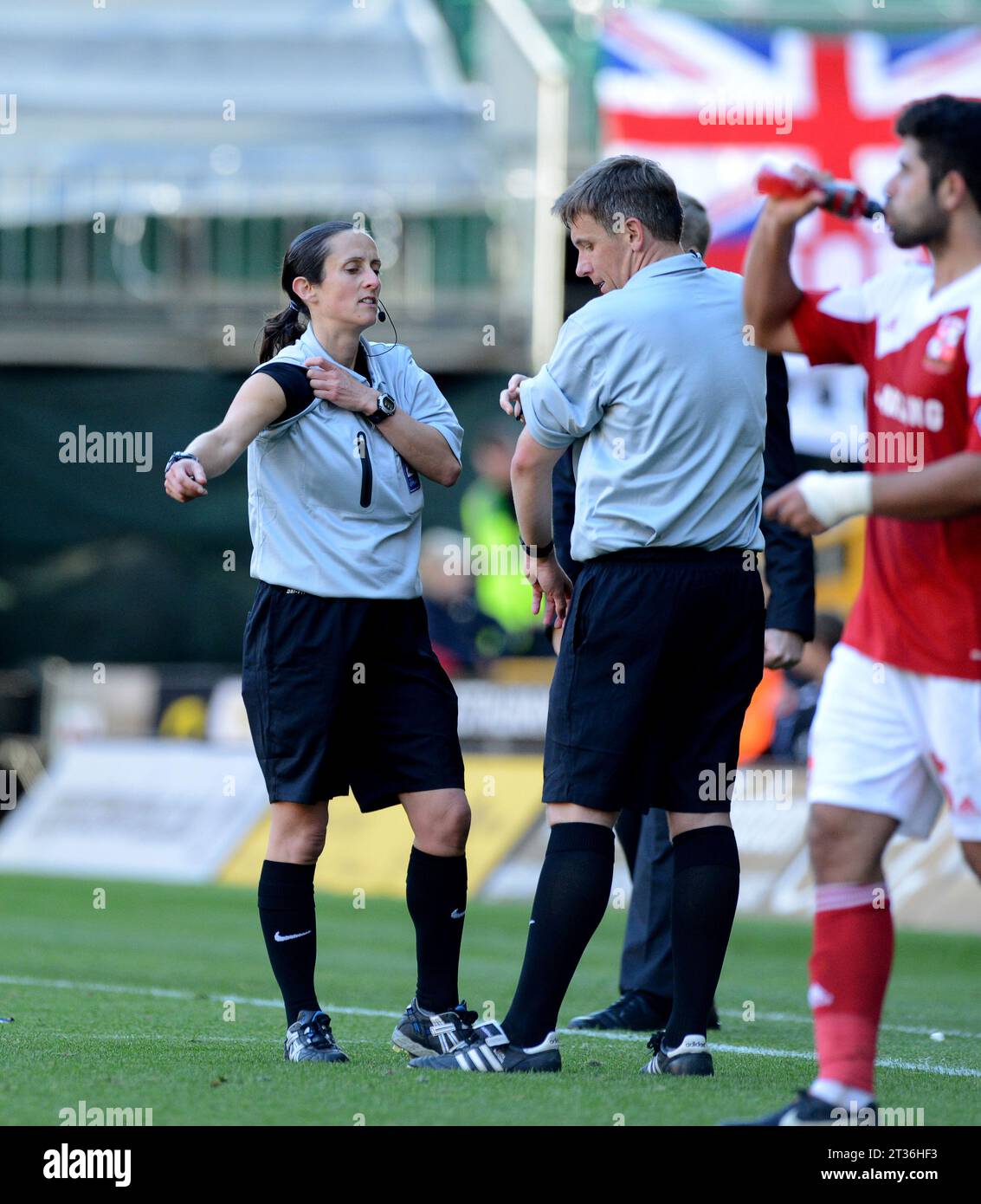 Lady referee hi-res stock photography and images - Alamy