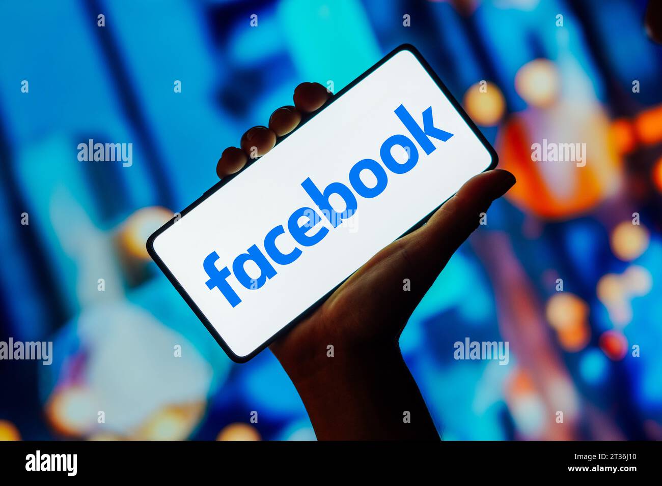 Facebook live logo hi-res stock photography and images - Alamy