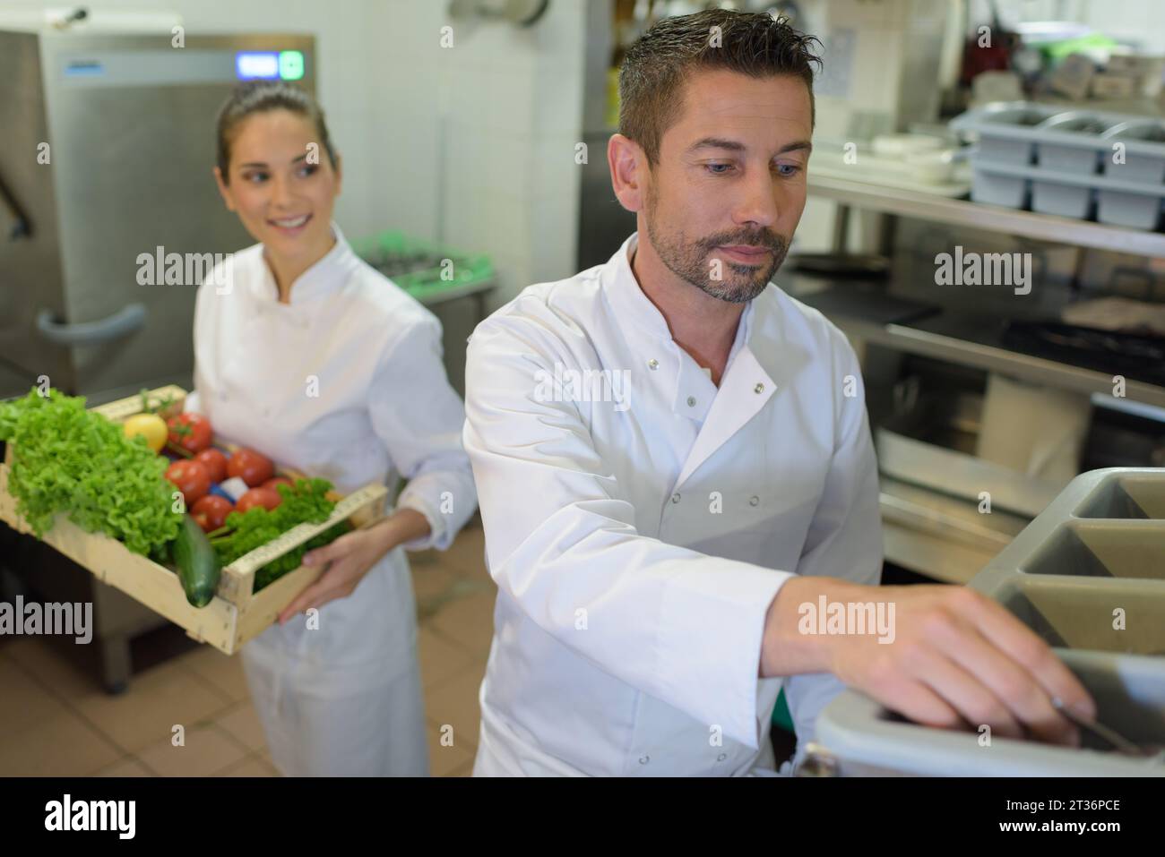 Portrait two chefs hi-res stock photography and images - Alamy