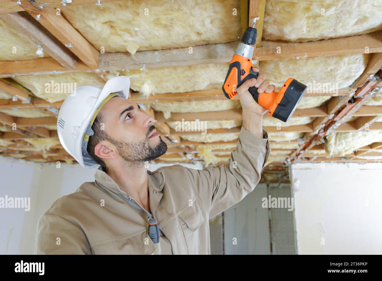 Ceiling ducts hi-res stock photography and images - Alamy