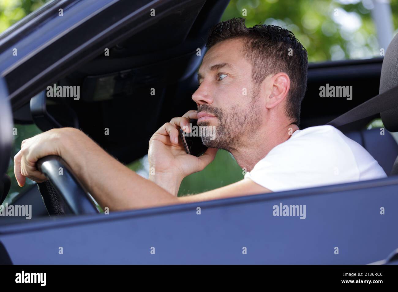 Mobile phone signal level hi-res stock photography and images - Alamy