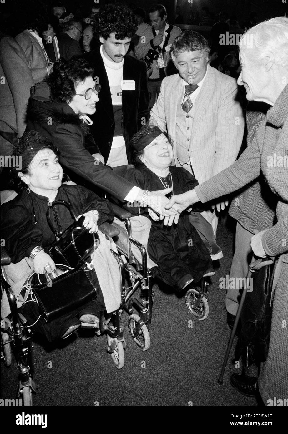 Dr Ella Lingens Right A Viennese Doctor Incarcerated In Auschwitz