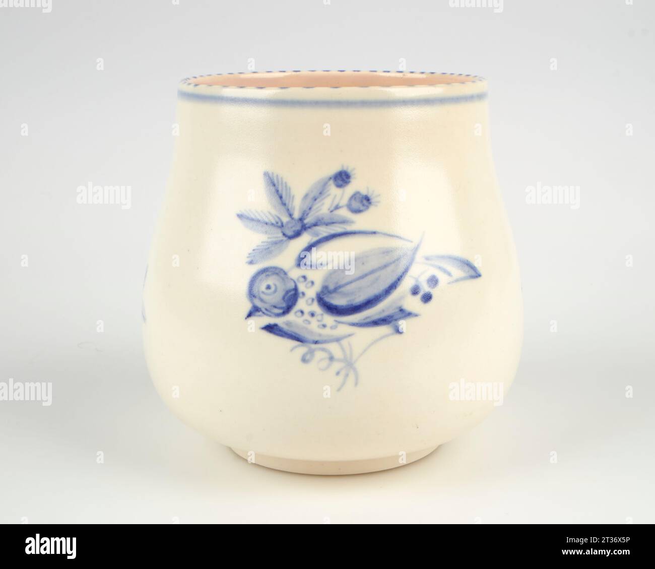 Unusual 1950's Poole Pottery blue and white Bluebird pattern vase ...