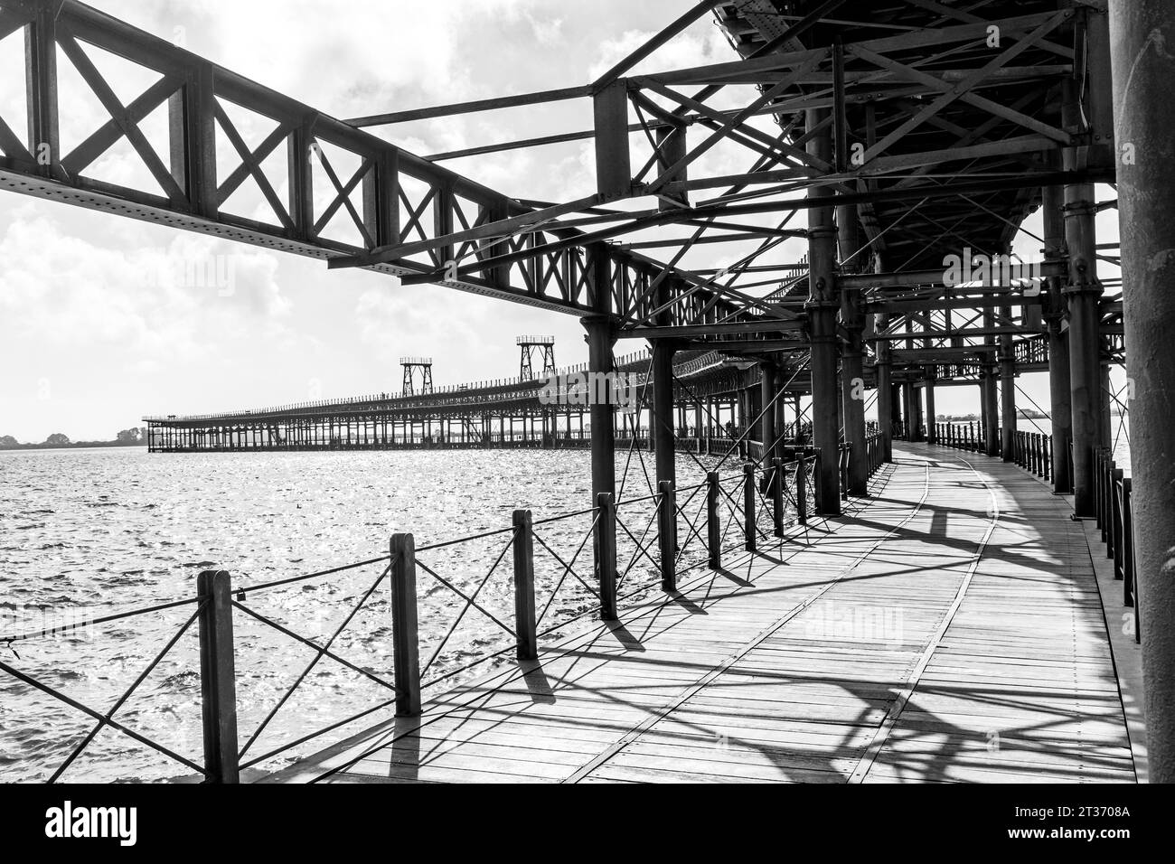 black and white picture of the Rio Tinto Company Dock or in spanish ...