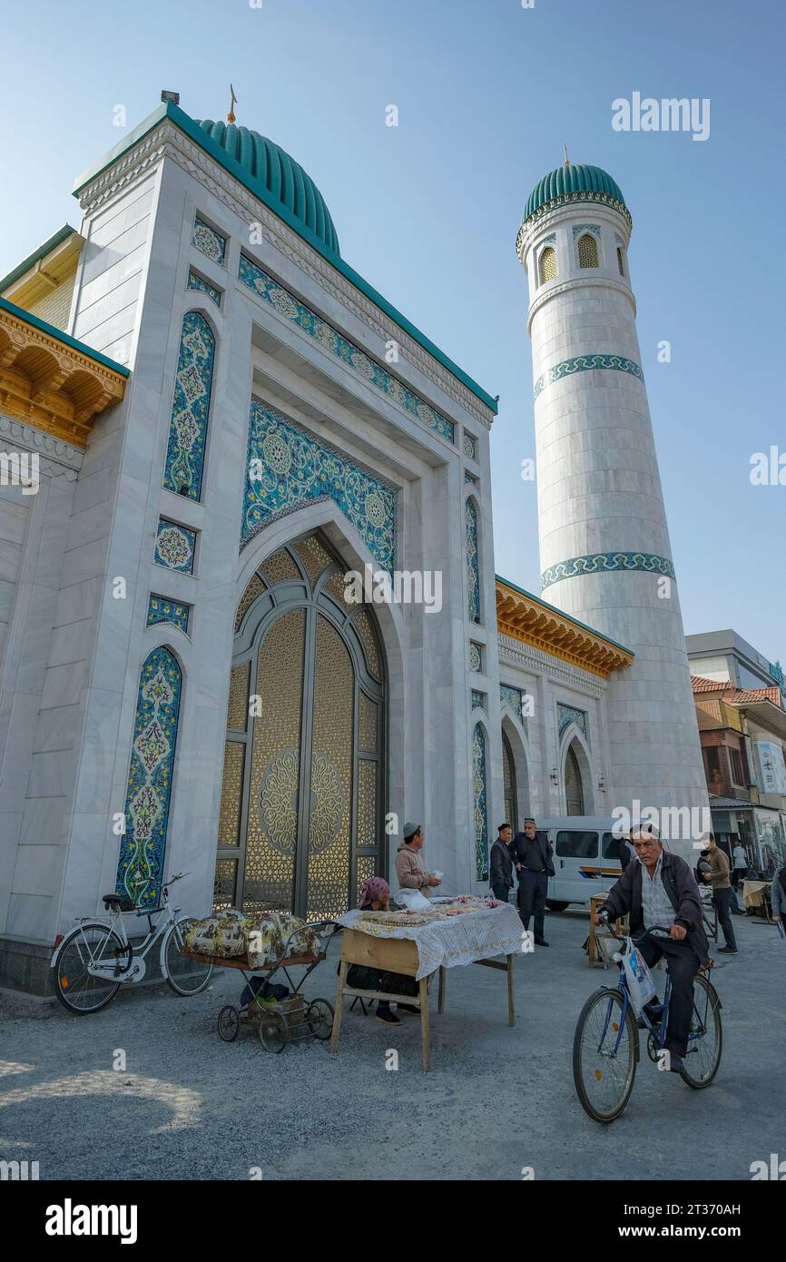 Margilan, Uzbekistan - October 20, 2023: Views of the Khonakha Mosque ...