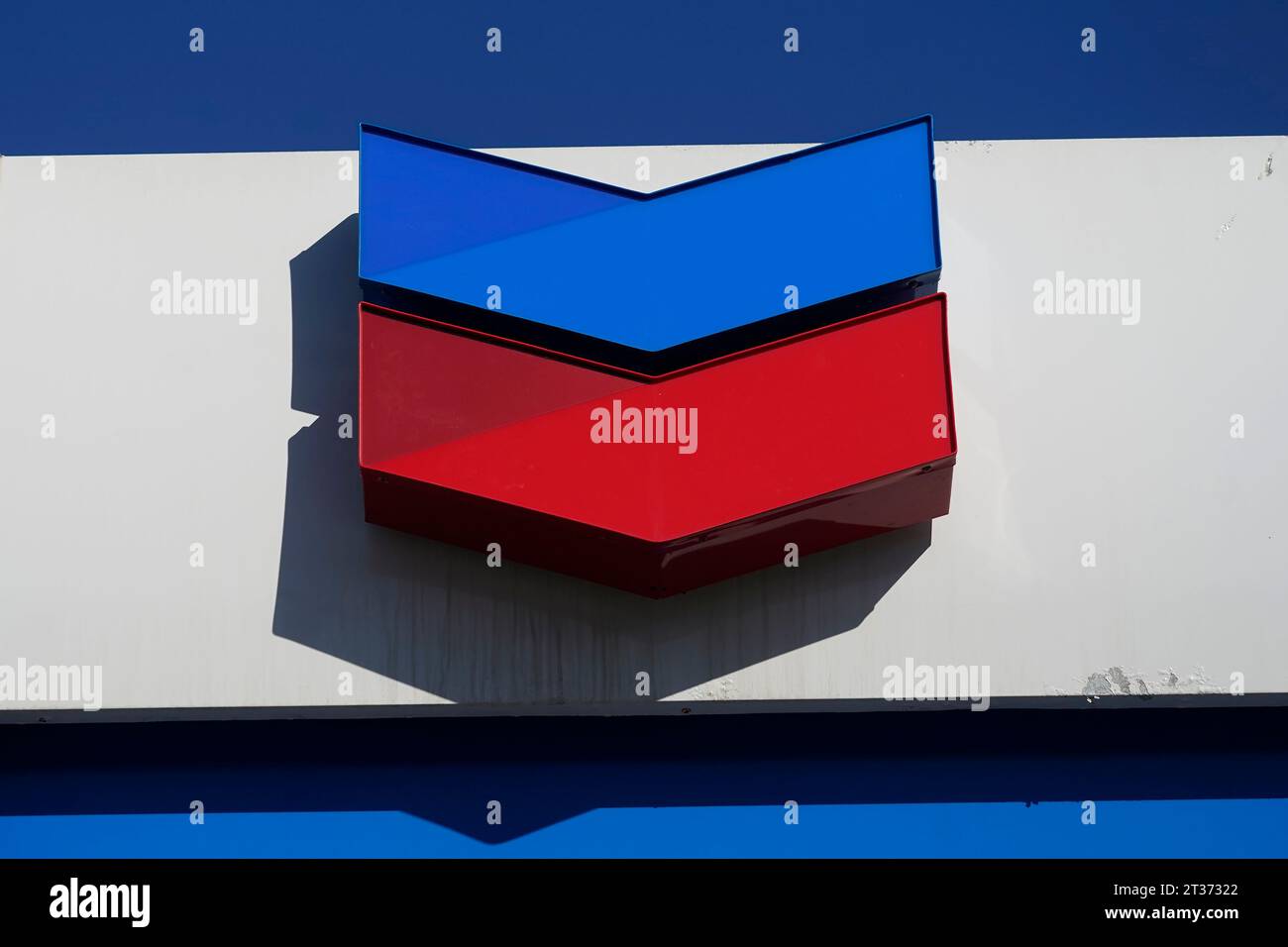 A Chevron logo is shown at a gas station in San Francisco, Monday, Oct ...