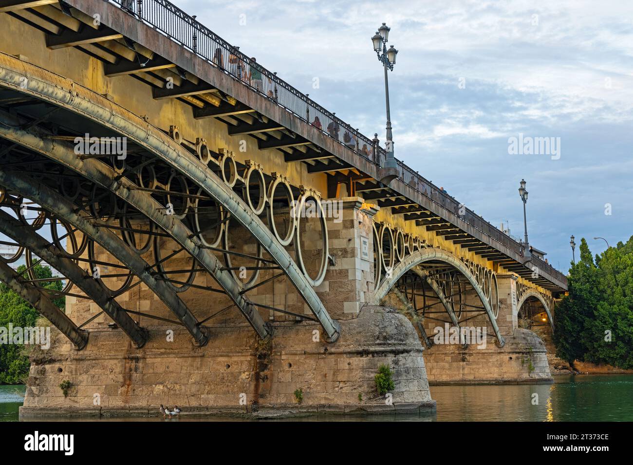 Isabella ii bridge hi-res stock photography and images - Alamy