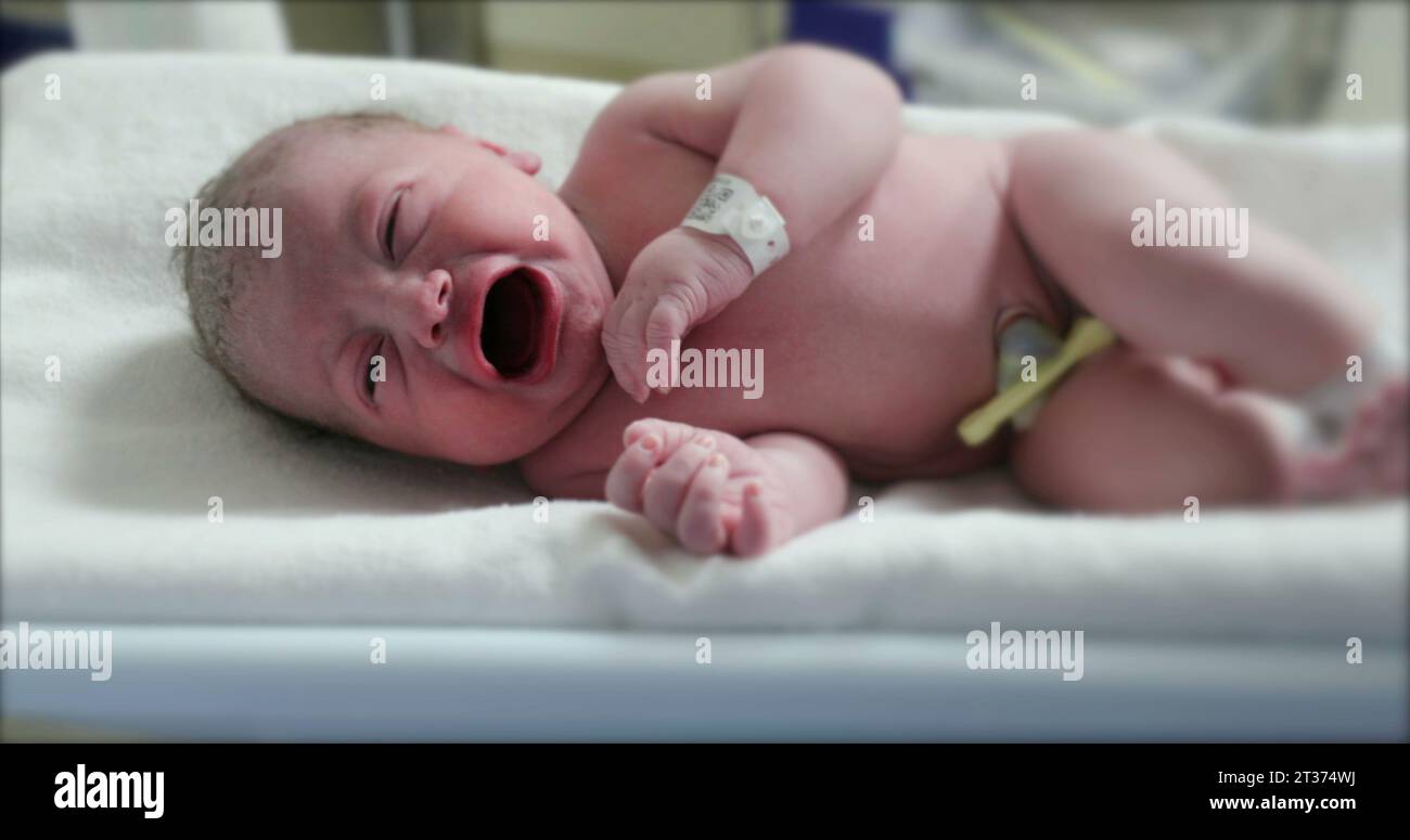 Crying newborn screaming hospital hi-res stock photography and images ...