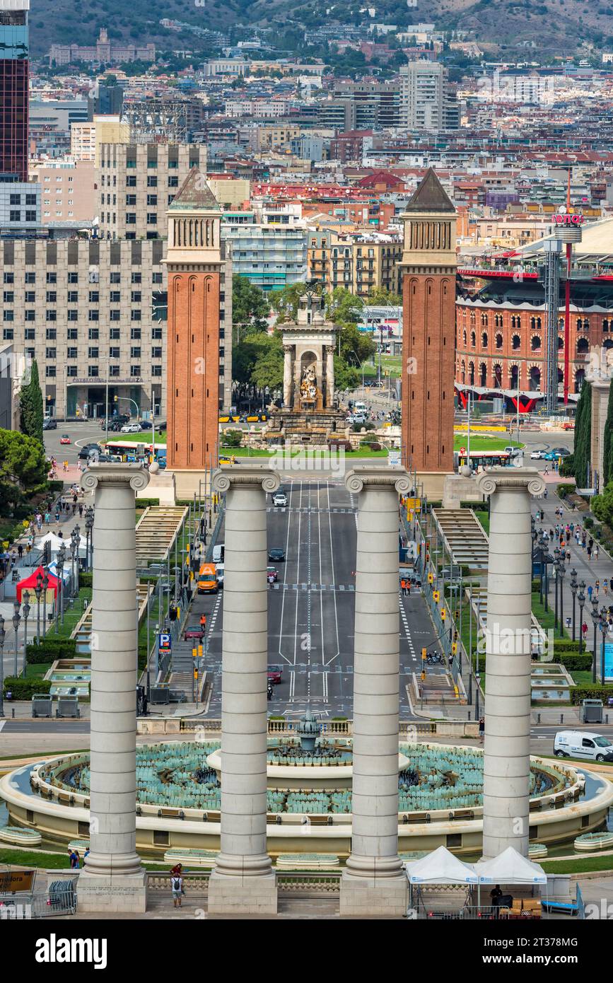 Placa d' Espanya and the font magica, Barcelona, Spain Stock Photo - Alamy