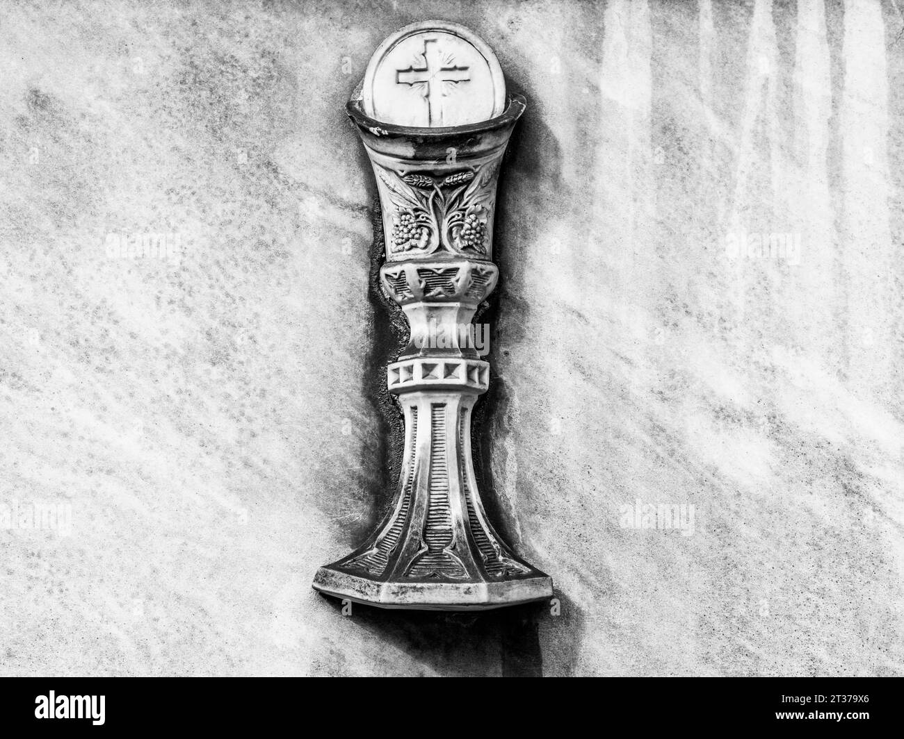 Chalice and host Black and White Stock Photos & Images - Alamy