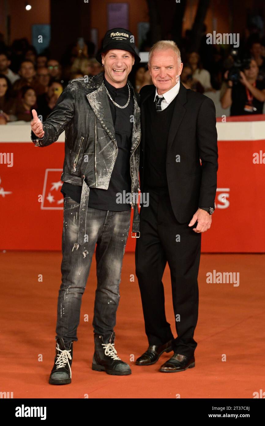 Sting outfit hi-res stock photography and images - Alamy