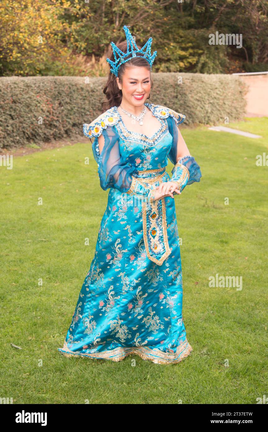 October 23, 2023: Jess Smith. Cast of Aladdin pose for photos ahead of ...
