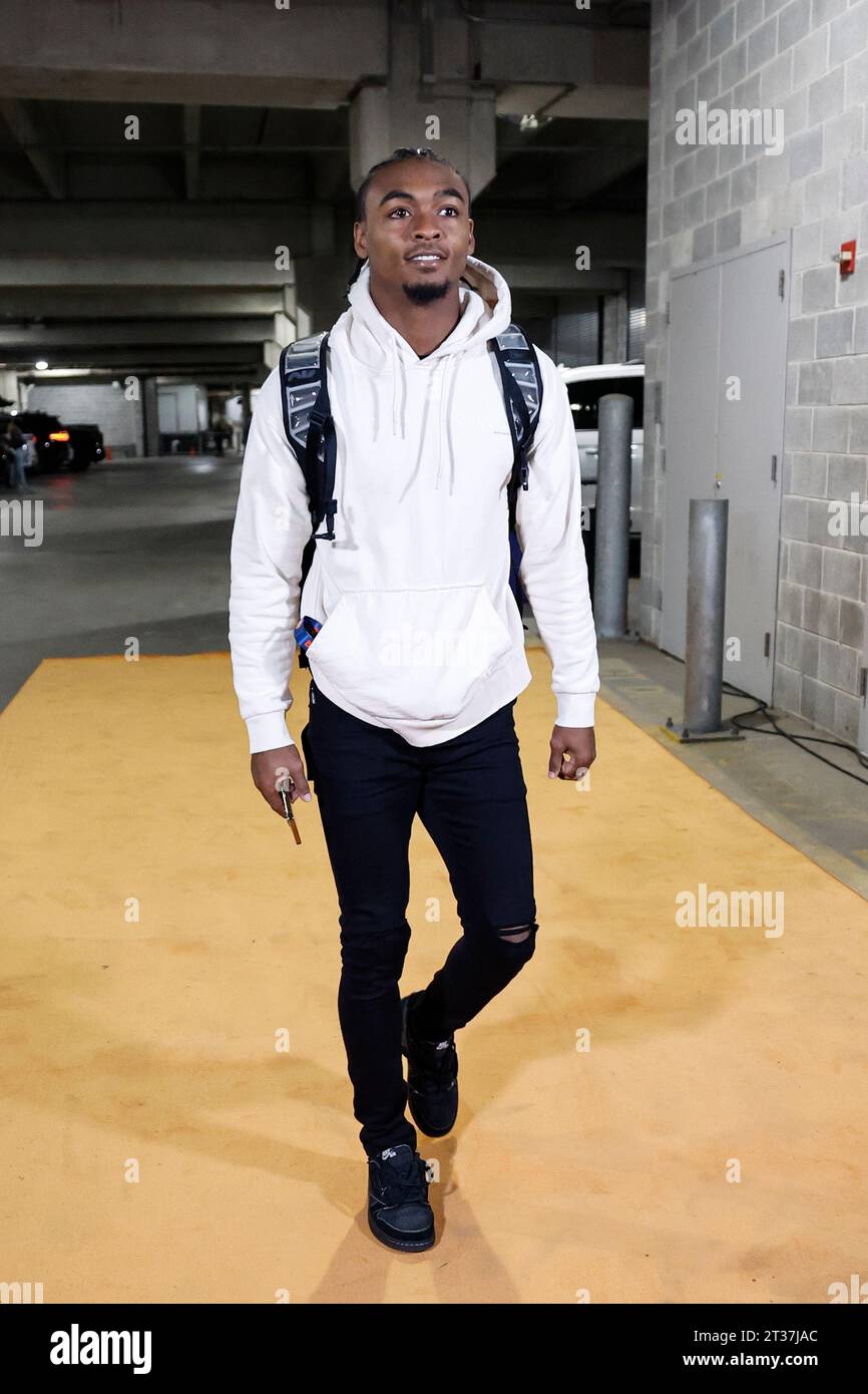 Chicago Bears cornerback Greg Stroman Jr. (27) arrives at Soldier Field ...
