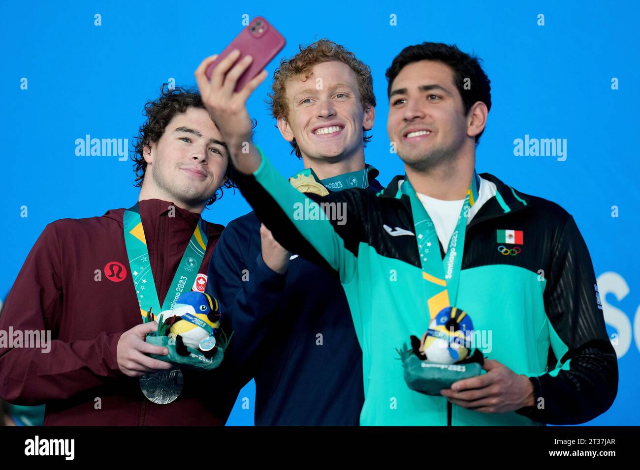 Canada's Brayden Taivassalo, Jacob Foster of the United States and ...