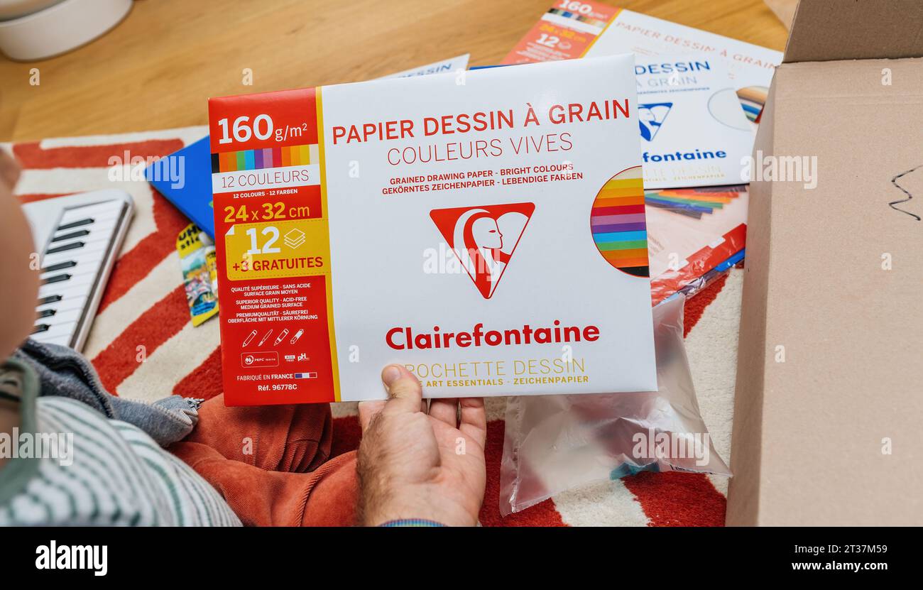 Clairefontaines pochette dessin hi-res stock photography and images - Alamy