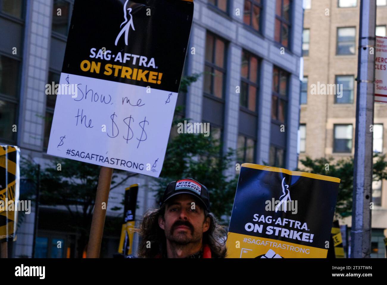 New York City, NY-October 23rd Demostrators walk the Sag-Aftra picket ...