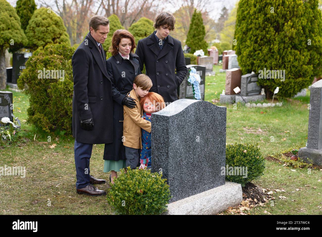 CHUCKY, from left: Devon Sawa, Lara Jean Chorostecki, Callum Vinson ...