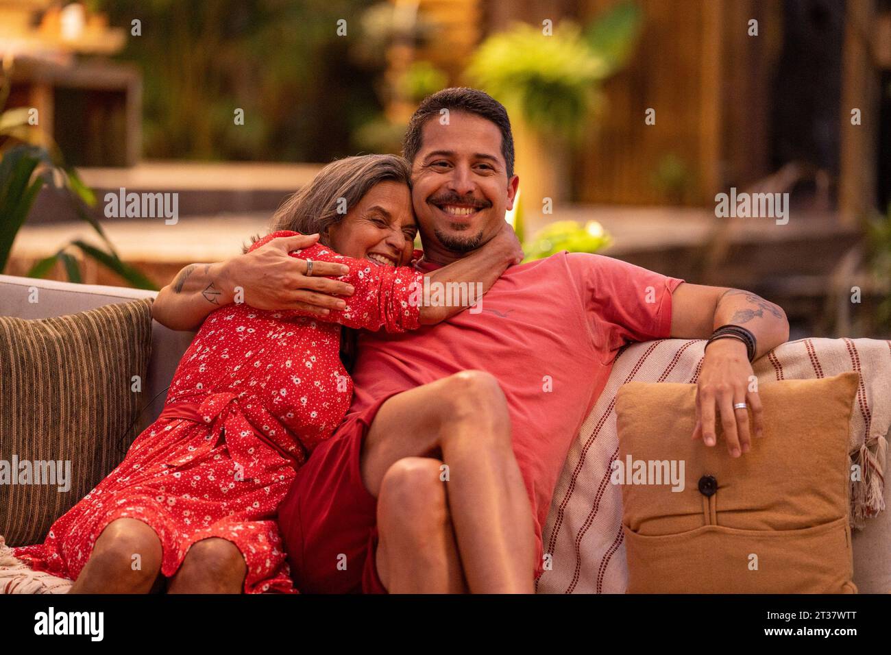 STRANDED WITH MY MOTHER-IN-LAW, aka ILHADOS COM A SOGRA, contestants ...