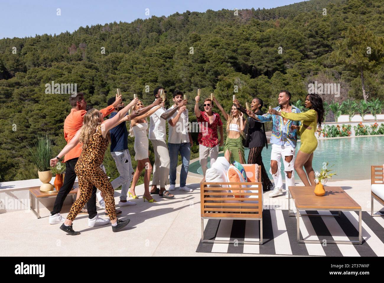 SURVIVING PARADISE, Copan, Hayley, Aaron, Sarah Kate, Cisco, Justin ...