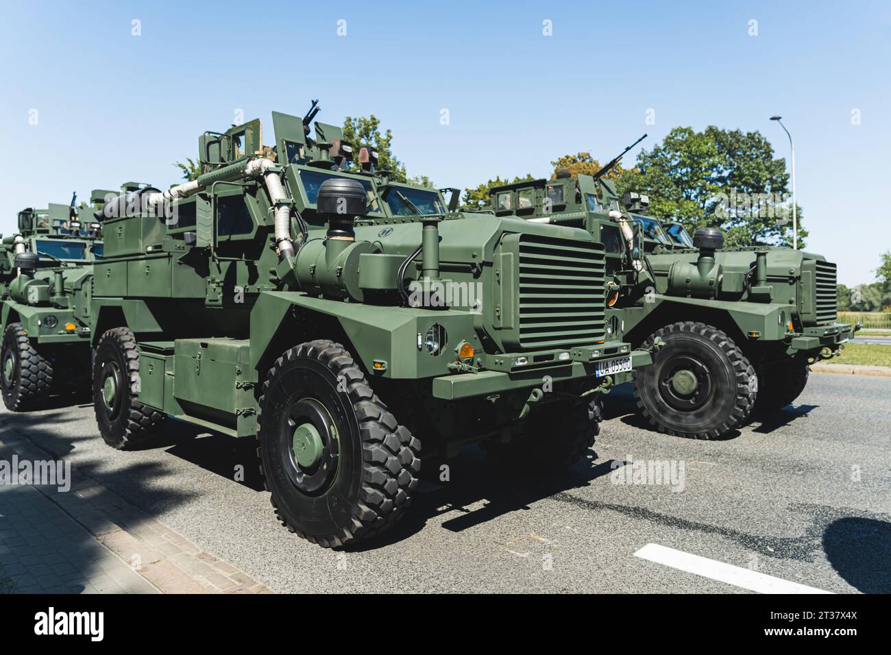 Military troop transport hi-res stock photography and images - Alamy