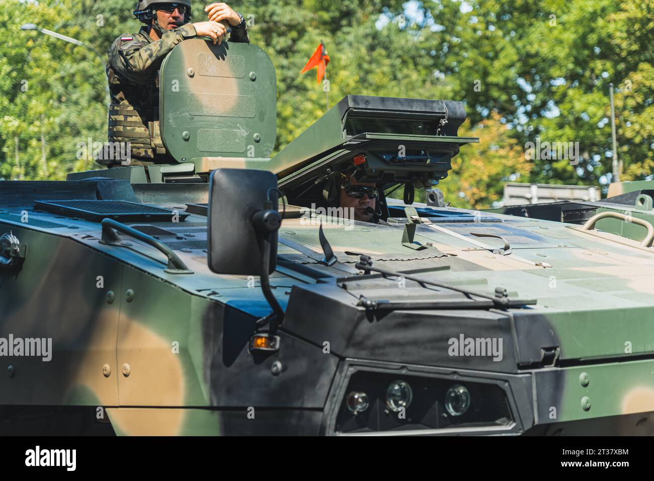 Assault tank combat vehicle hi-res stock photography and images - Alamy