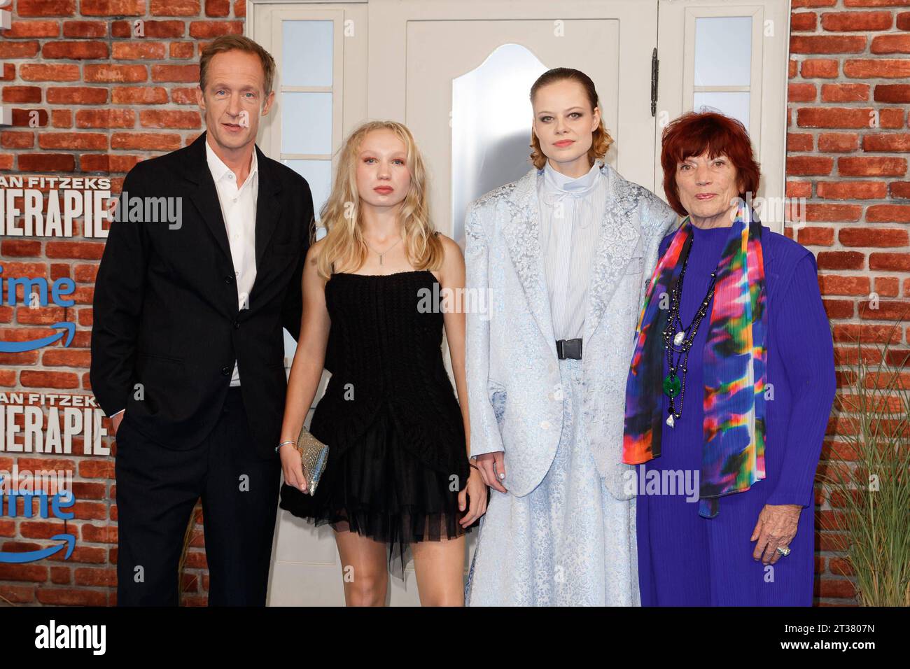 Premiere - Amazon Prime Die Therapie Stephan Kampwirth, Helena Zengel ...